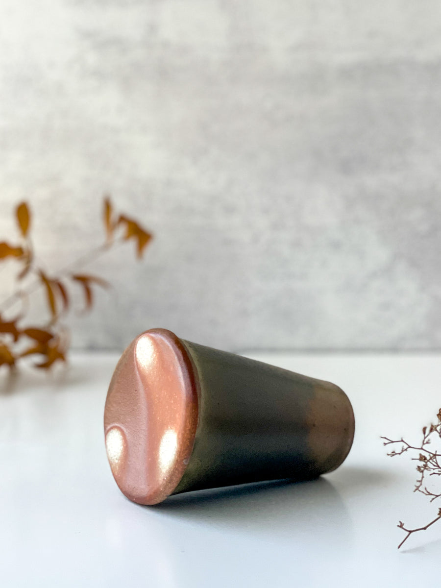 Conical Small Bud Vase 01 – Biscuit Ceramics